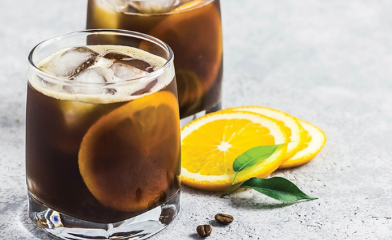 Cách pha cà phê cold brew vị chanh - Báo Thái Bình điện tử